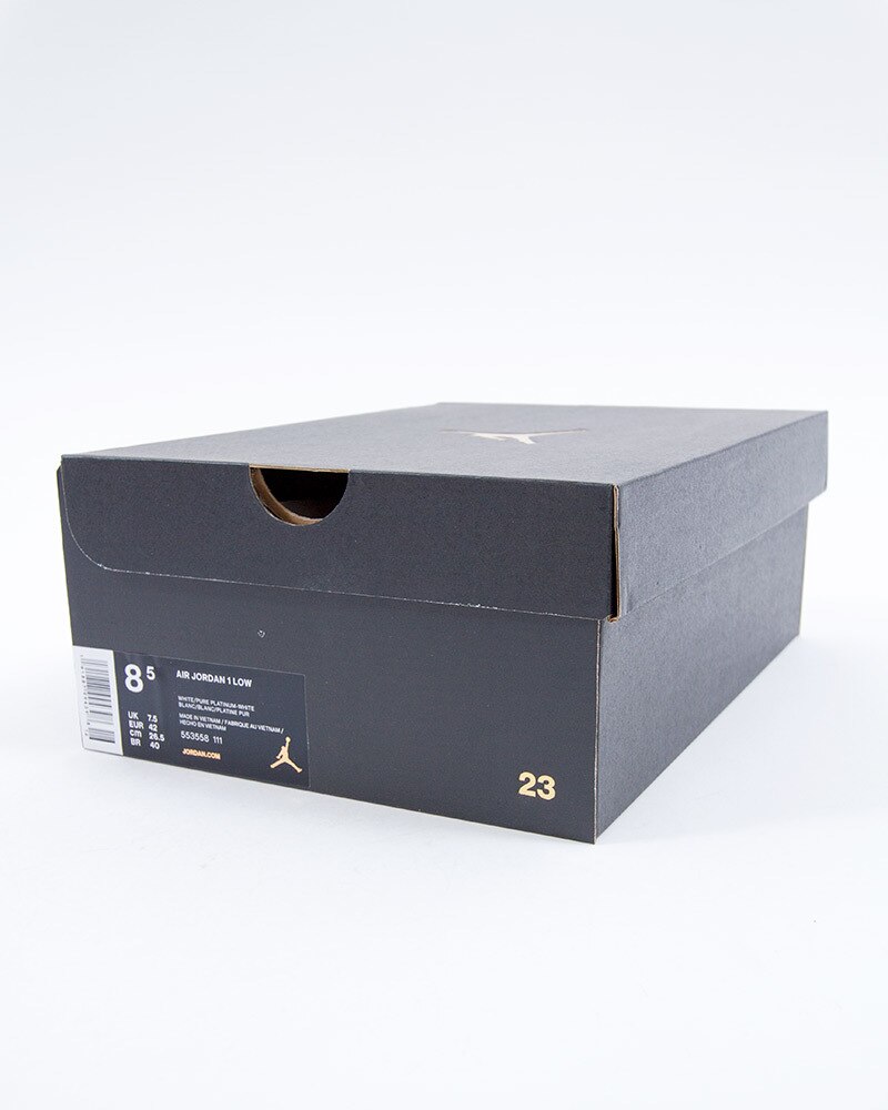 Nike Air Jordan 1 Low | 553558-111 | Vit | Sneakers | Skor | Footish